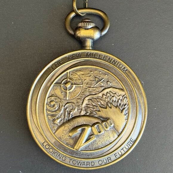 Millennium 2000 | Accessories | Vintage Millennium 200 Pocket Watch ...